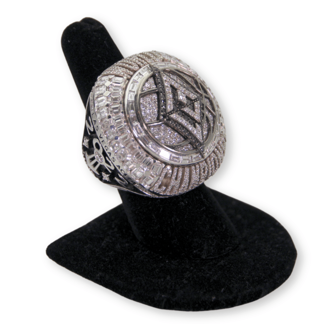 2022 Las Vegas Aces WNBA Championship Ring – Gold & Silver Pawn Shop