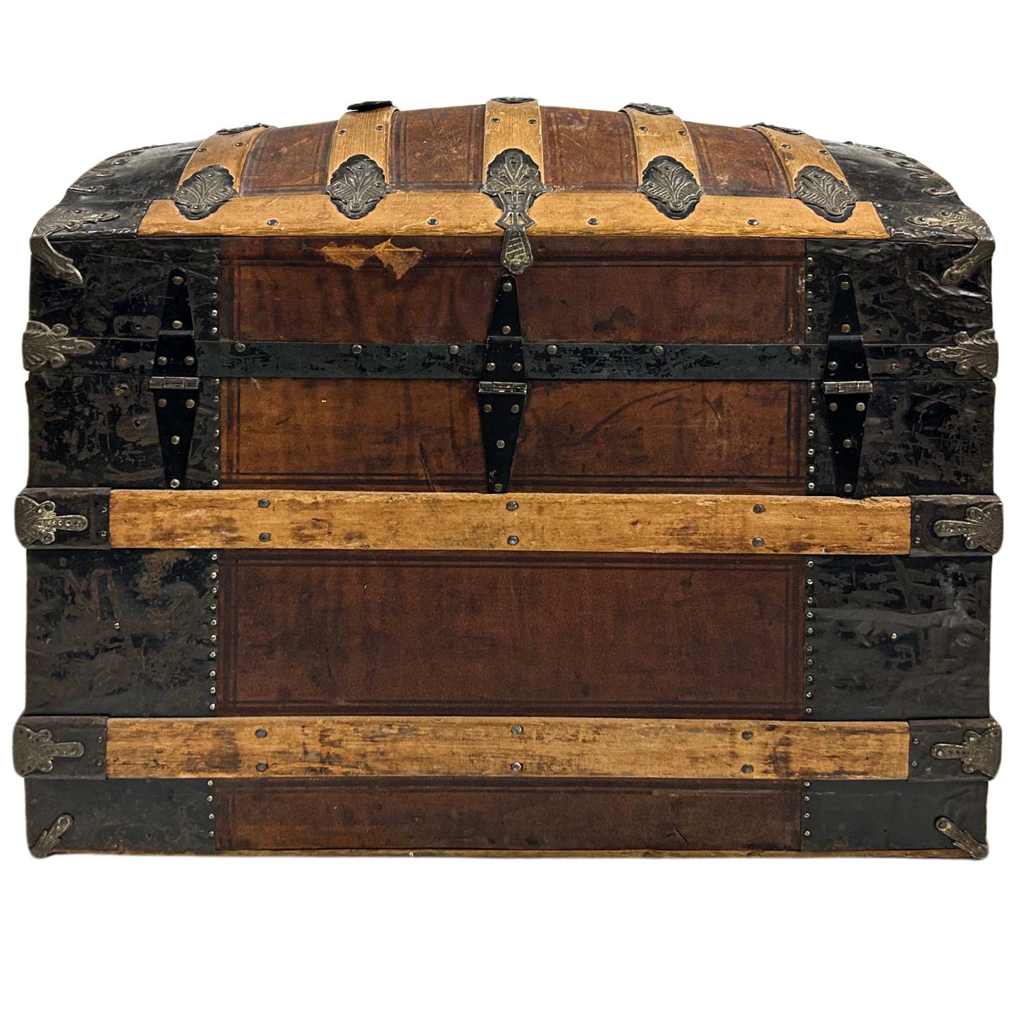 Victorian Dome Top Steamer Trunk – Gold & Silver Pawn Shop