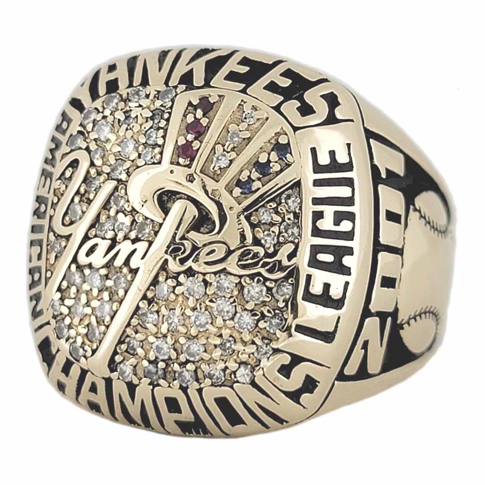 2001 New York Yankees AL Championship Ring – Gold & Silver Pawn Shop