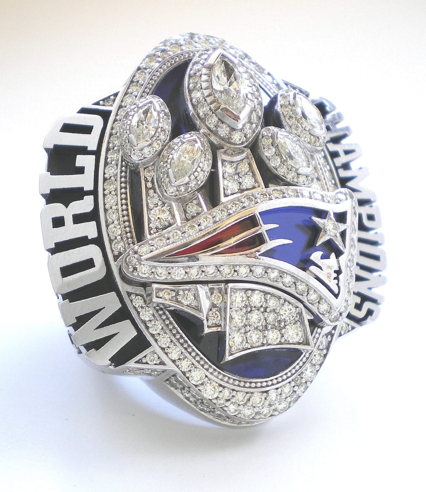 2016 New England Patriots Super Bowl LI Ring – Gold & Silver Pawn Shop